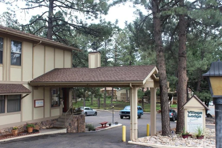 Places to Stay under $100 in Ruidoso, New Mexico — DiscoverRUIDOSO.com ...