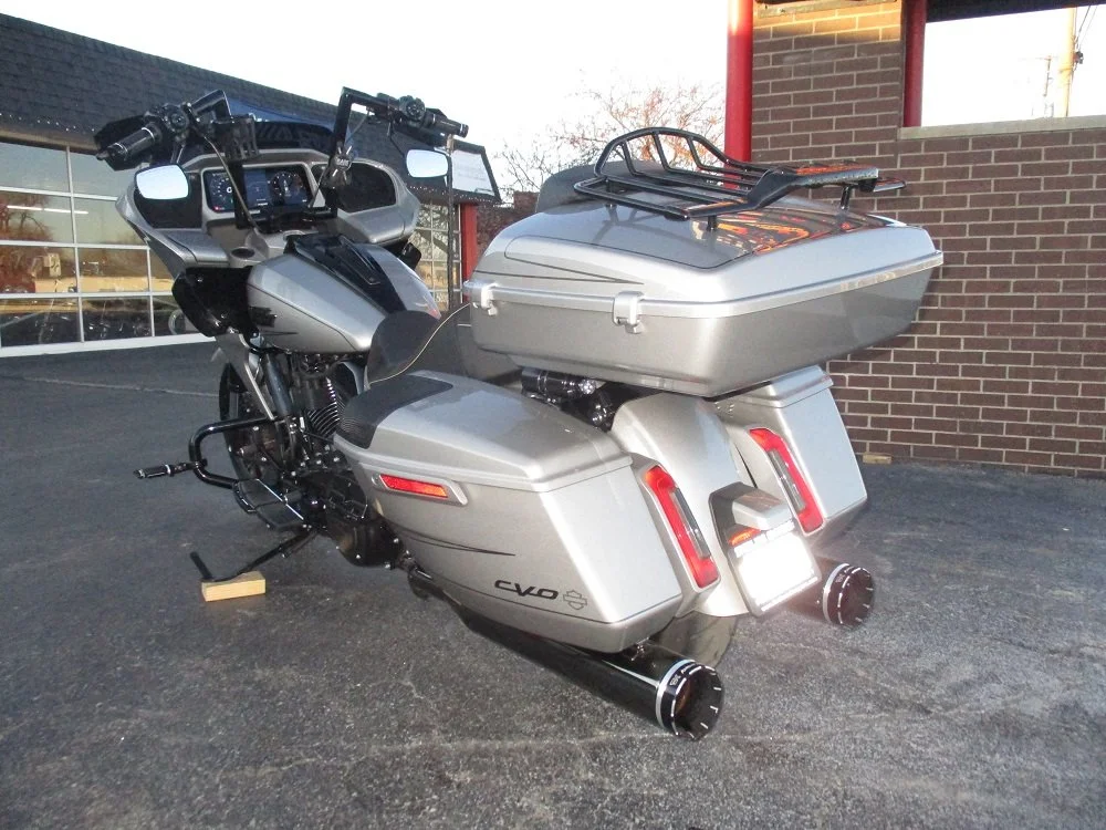 2023 H-D FLTRXSE Custom CVO Road Glide — Sterling Motors Inc/Hot Rods ...