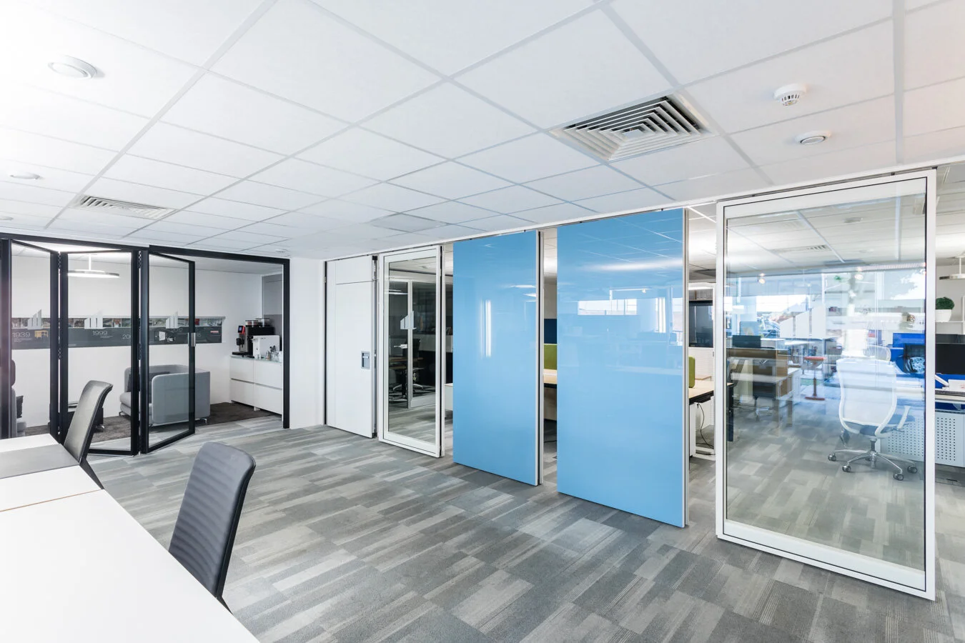 Movawall Systems - Movable Walls & Sliding Folding Partitions