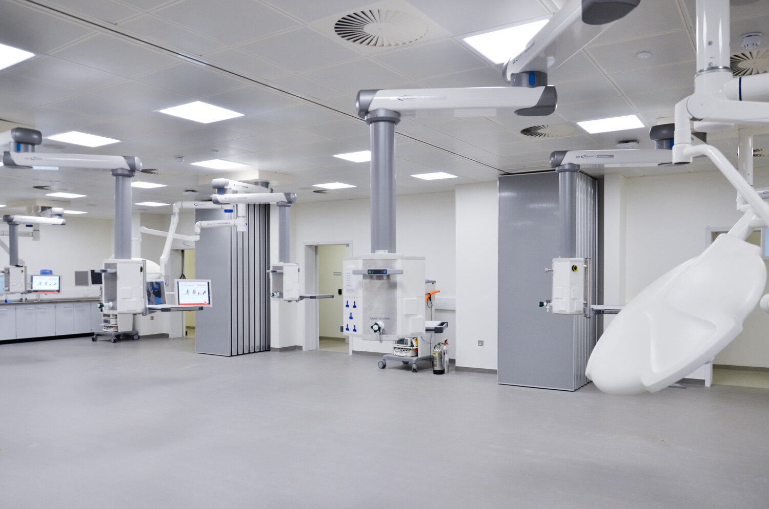 Movawall Systems - Movable Walls & Sliding Folding Partitions