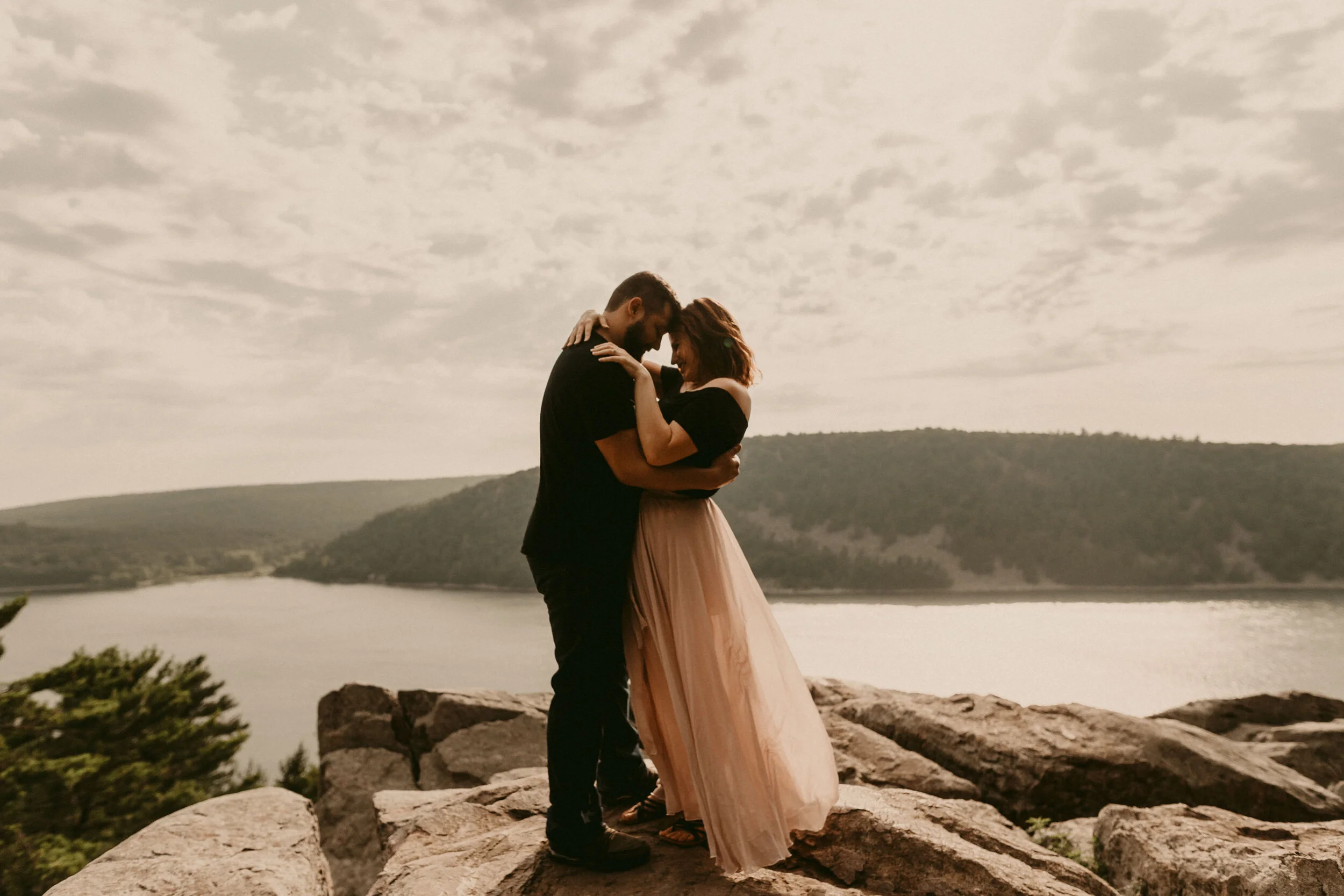 Devil's Lake Sunset Water Engagement Session | Cassidy & Alex ...