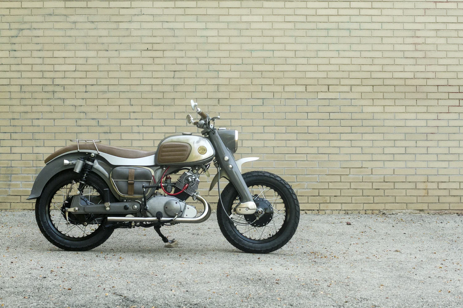 1962 Honda CA95 — Moto-Mucci