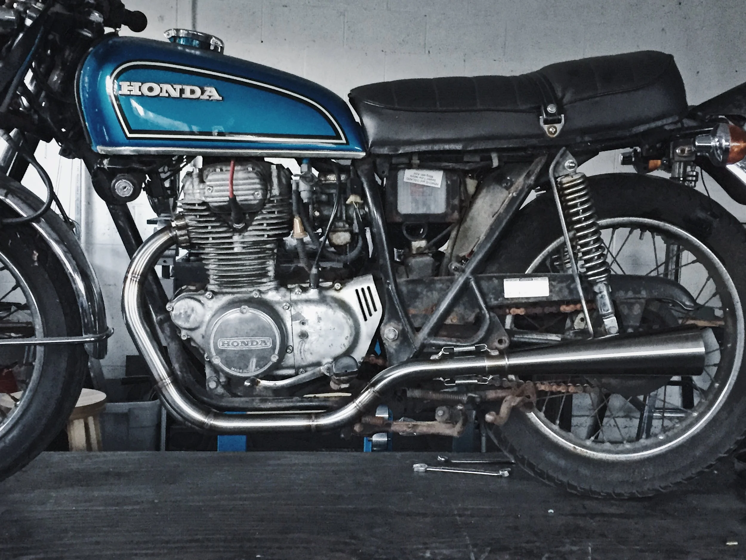 Stainless 2-1 Exhaust for Honda CB360 — Moto-Mucci