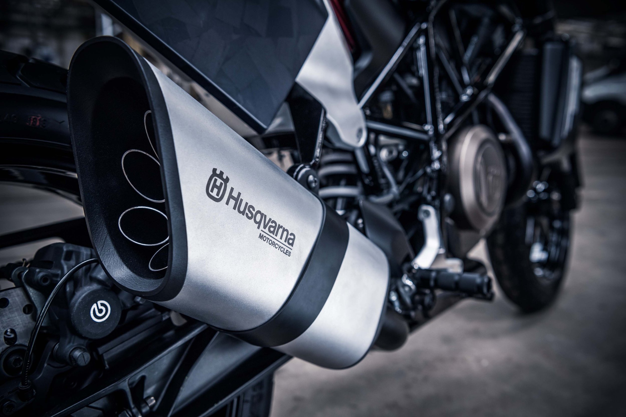 Husqvarna's 2018 701 Svartpilen Tracker Concept — Moto-Mucci