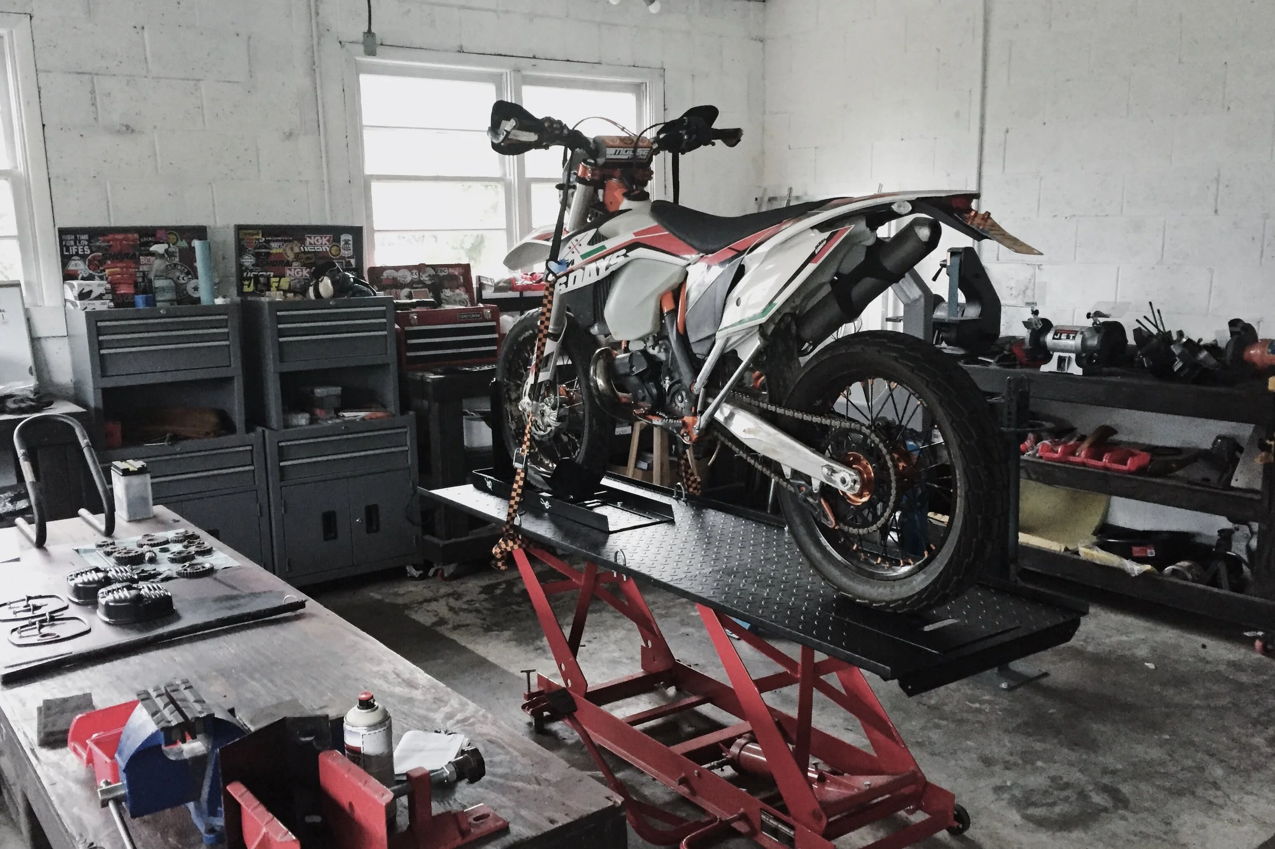 KTM 300 BUILD: The Kick Off — Moto-Mucci