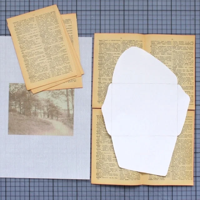 DIY: mixed paper envelopes — paperiaarre