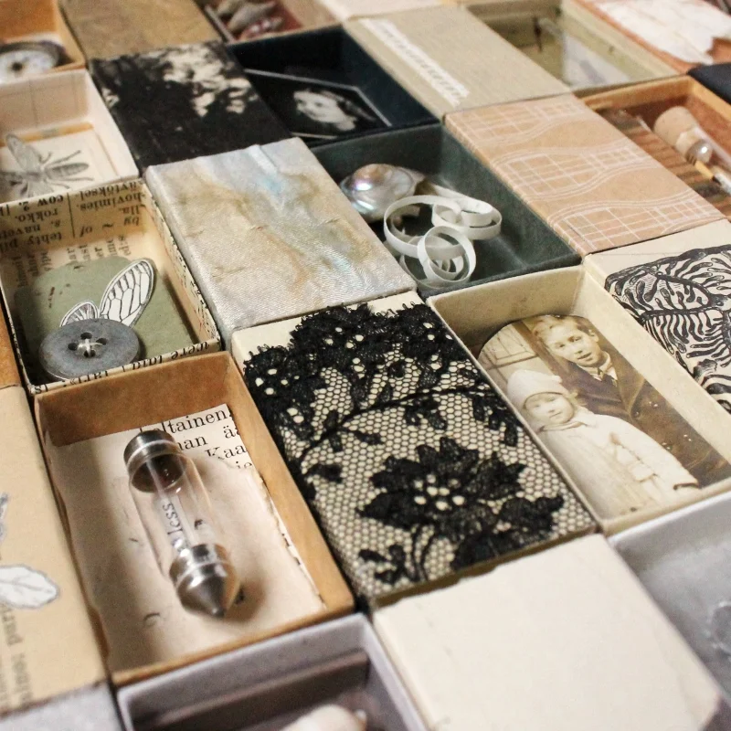 matchbox art for the 25th of December — paperiaarre