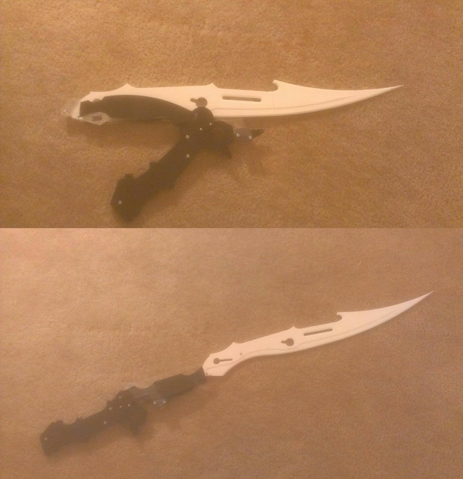 Lightning Gunblade Replica