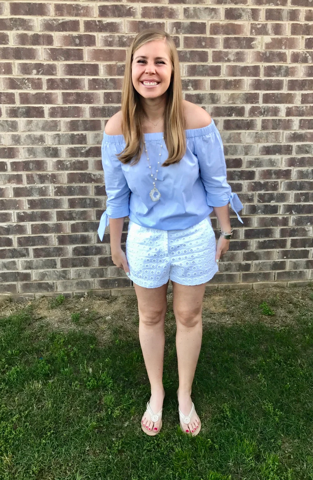 8 Off the Shoulder Looks — Art Fashion Fun