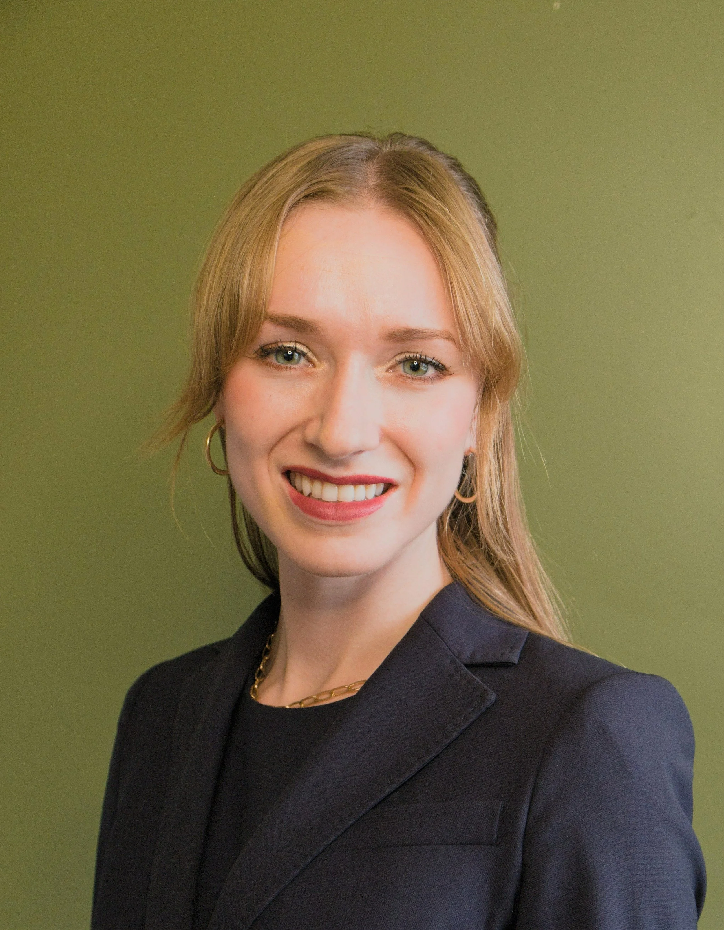 About YWiB & The National Team | Young Women in Business