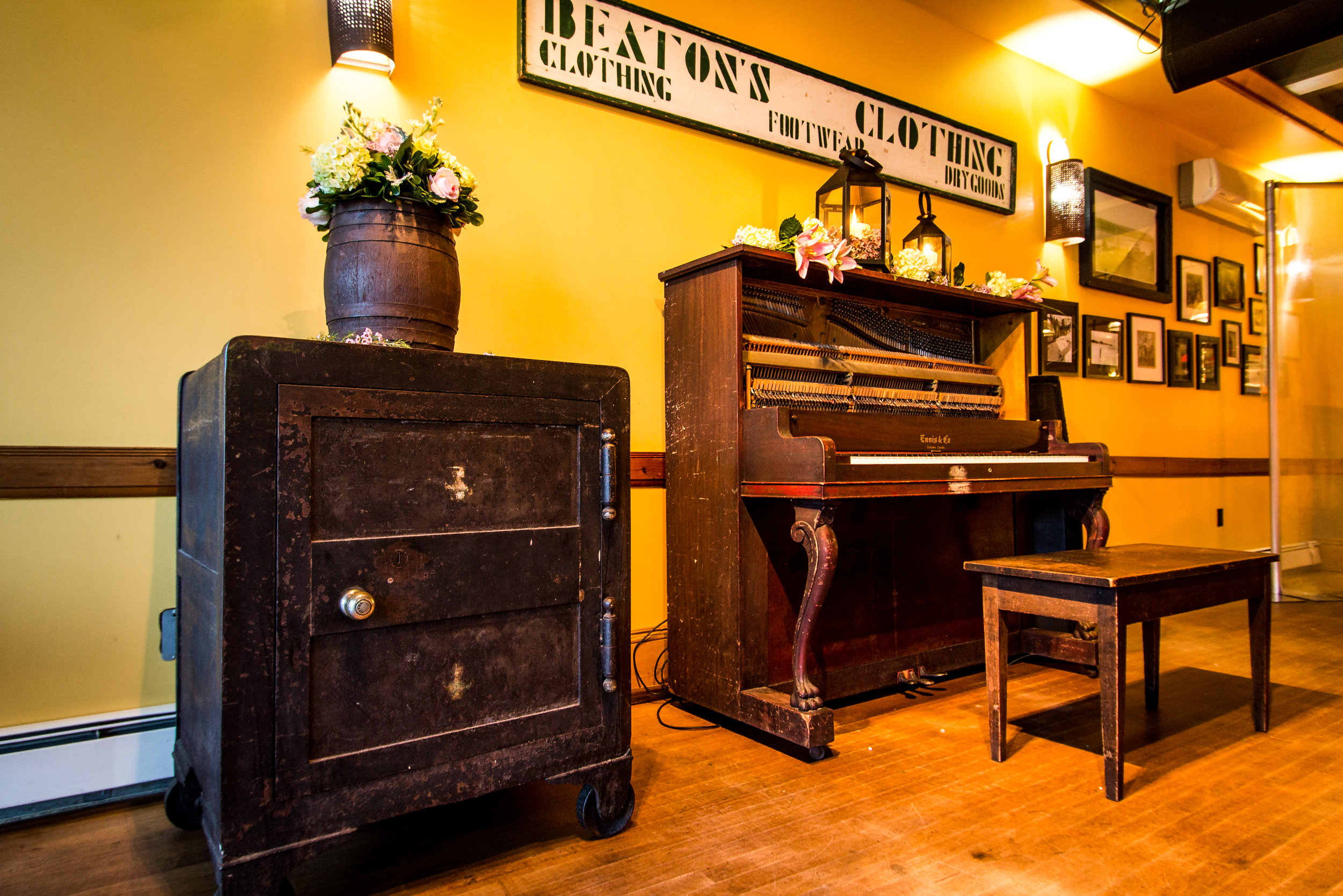 Gallery — RED SHOE PUB