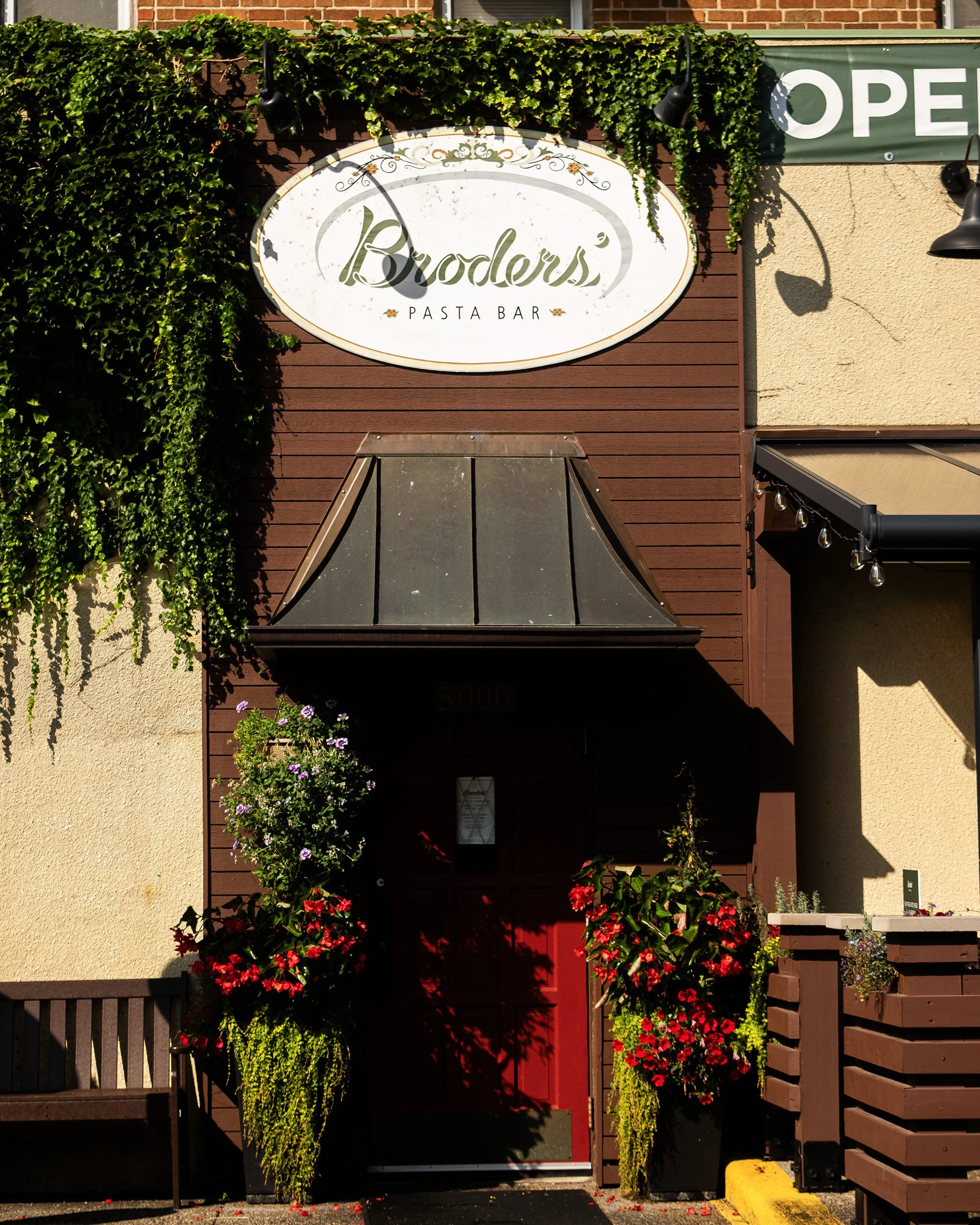 Broders' Cucina Italiana | Minneapolis Italian Deli & Grocer