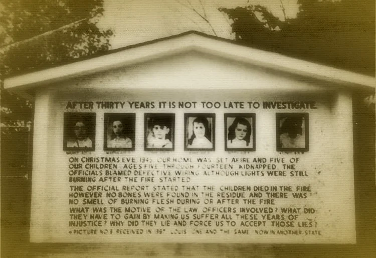 A CHRISTMAS MYSTERY — American Hauntings