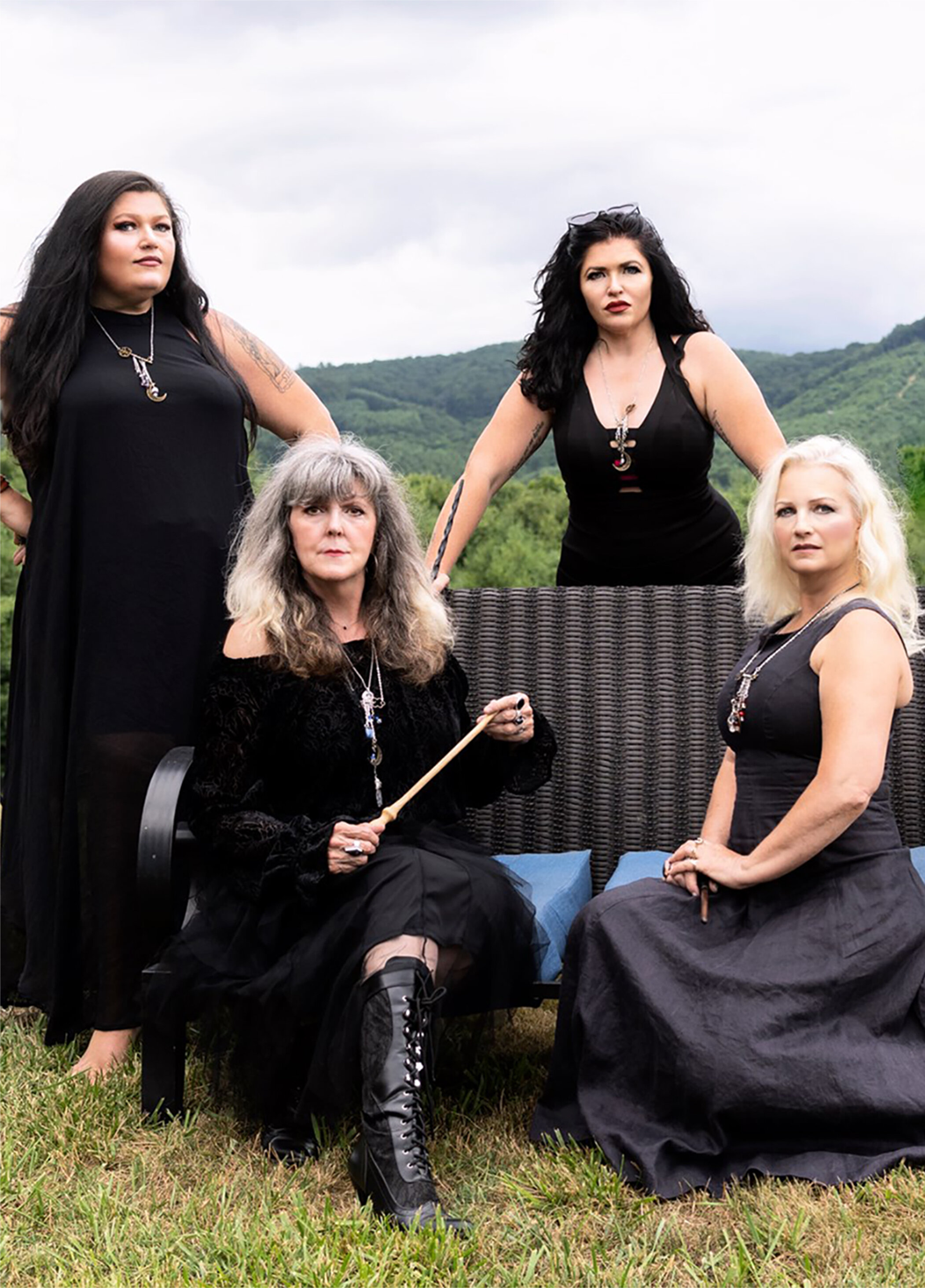 DEAD OF WINTER SPEAKERS — American Hauntings