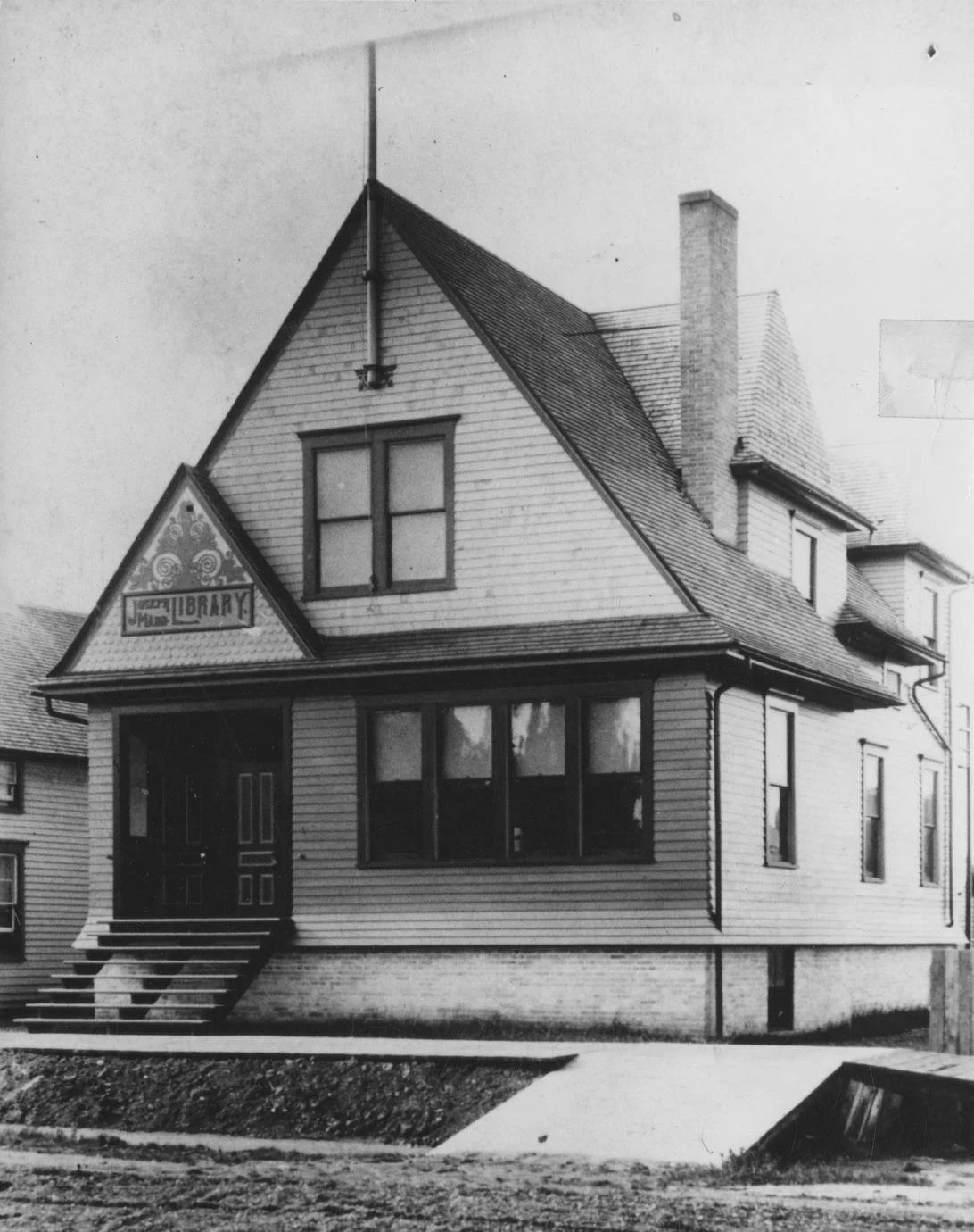 Joseph Mann Library Opened in 1891 at Two Rivers — Manitowoc County ...