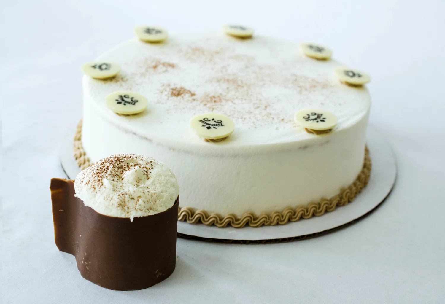 CAKES — Tiffany's Bakery