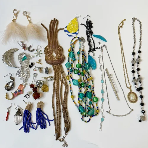Goodwill Bluebox Jewelry Mystery Box Review — From Pennies to Plenty