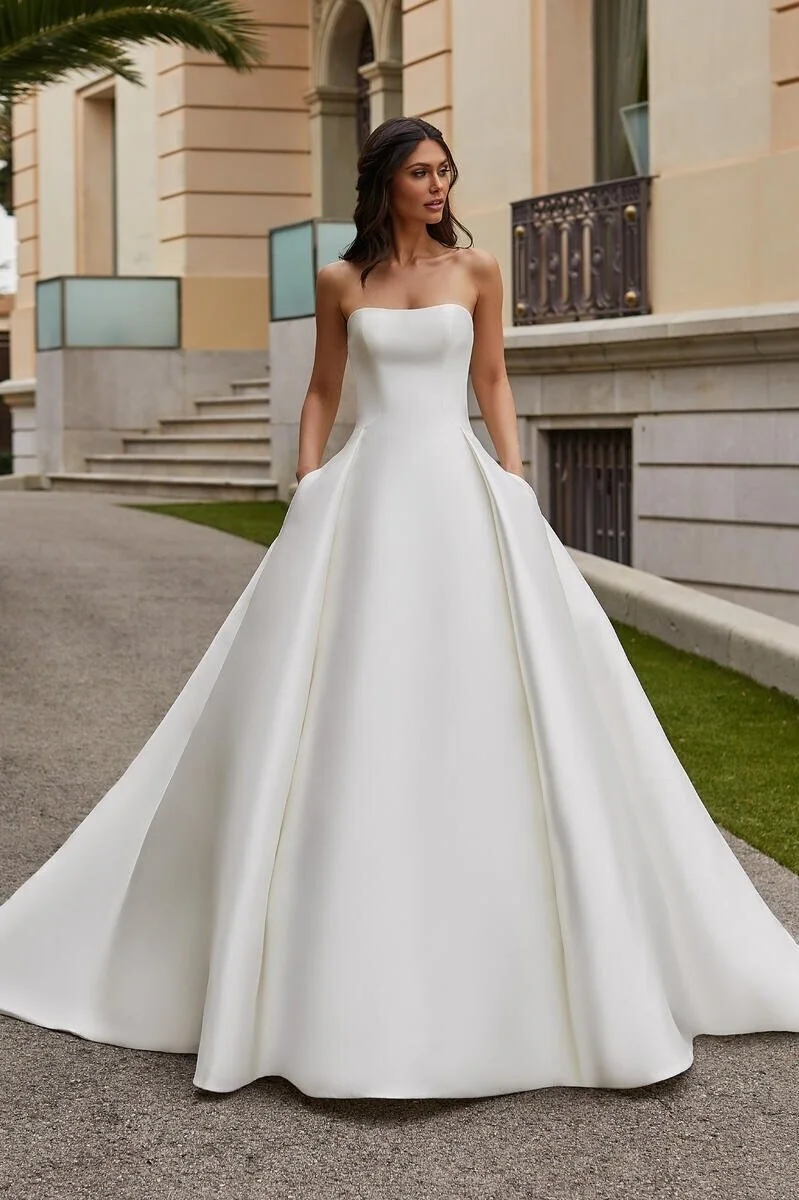 Pronovias — The White Gown