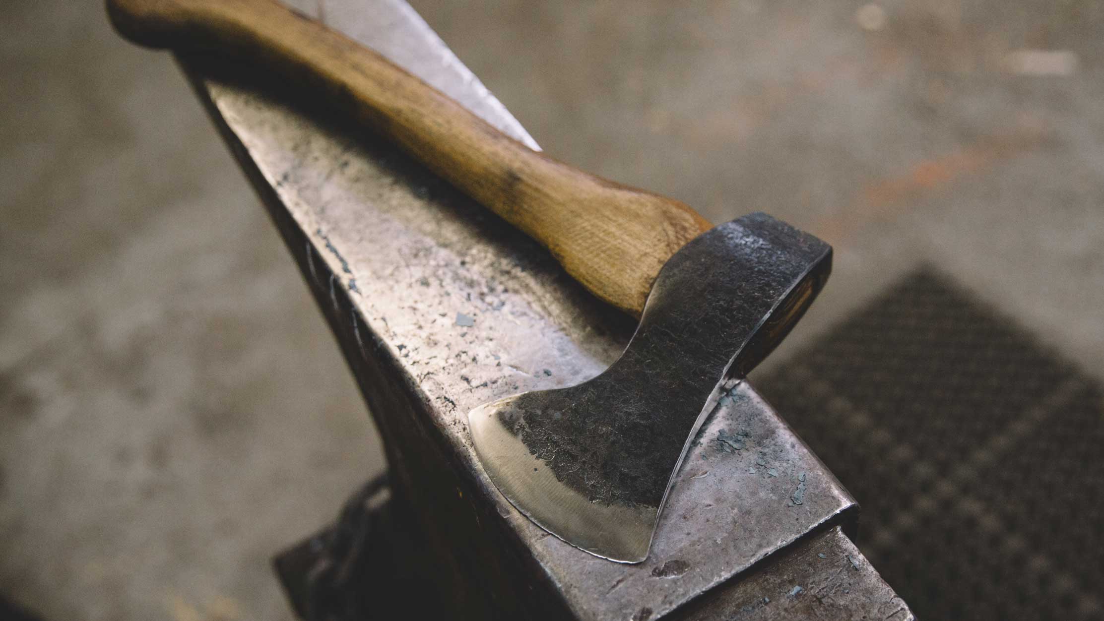 Fire Horse Forge // Seattle Knife Making Classes