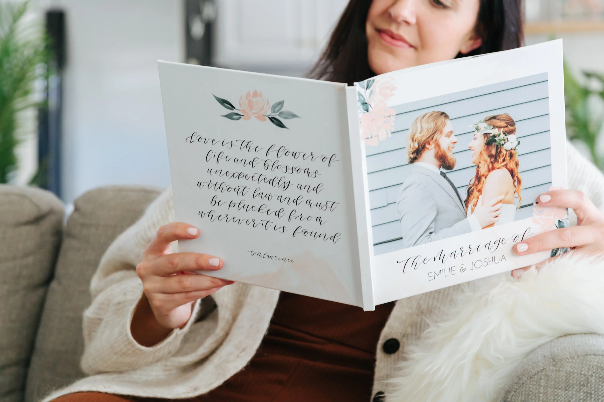Wedding Album Ideas and Tips for Cozy, Intimate Celebrations