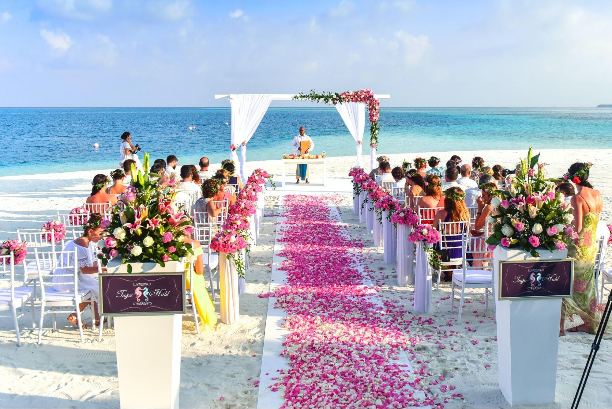 How To Plan A Destination Wedding 13 Helpful Tips — Mixbook Inspiration