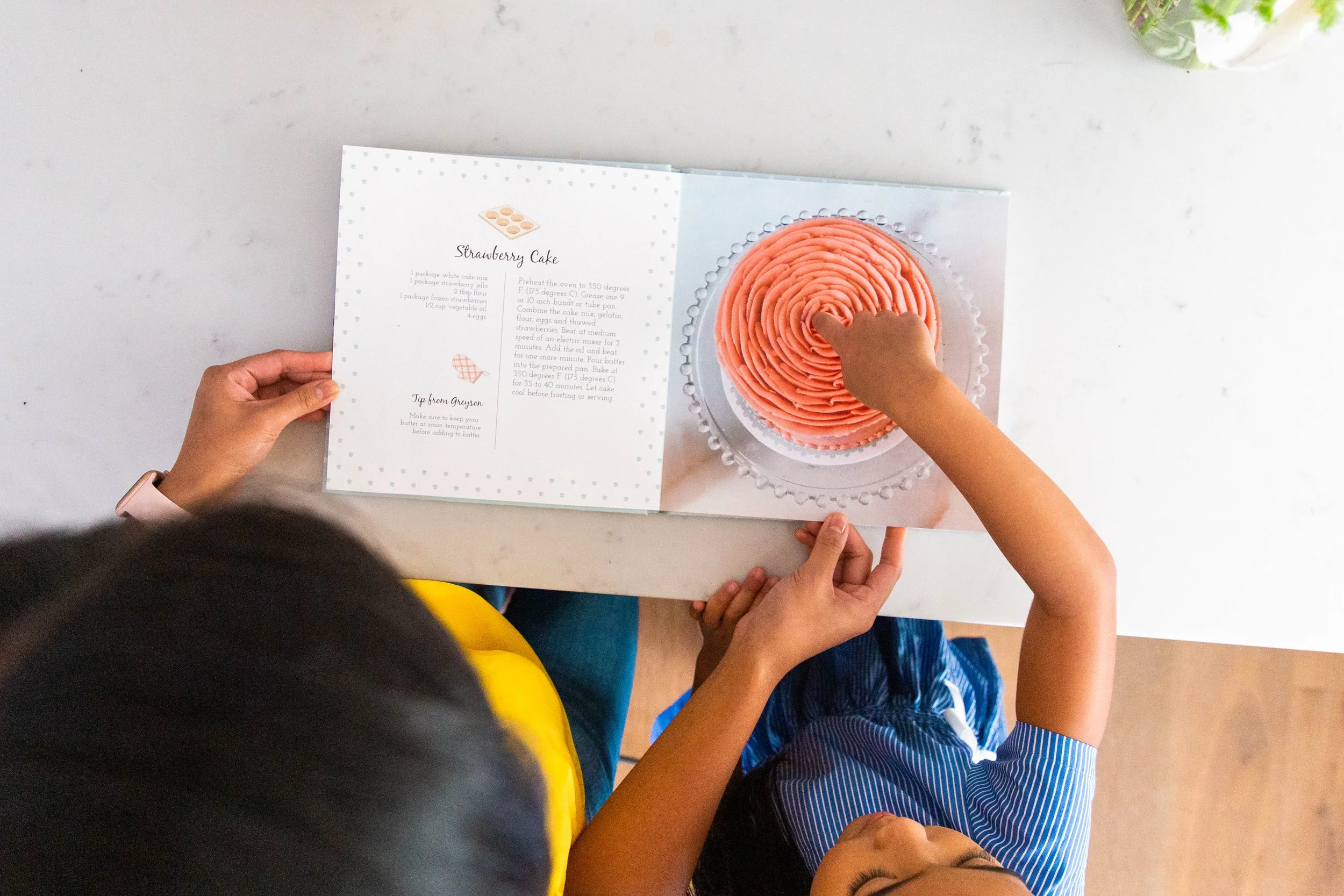 5 Family Recipe Book Ideas and 5 Popular Templates — Mixbook Inspiration