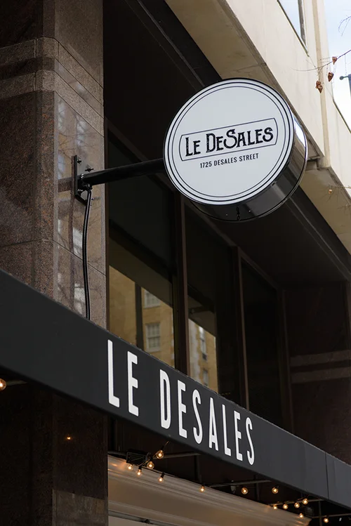 Contact — LE DESALES