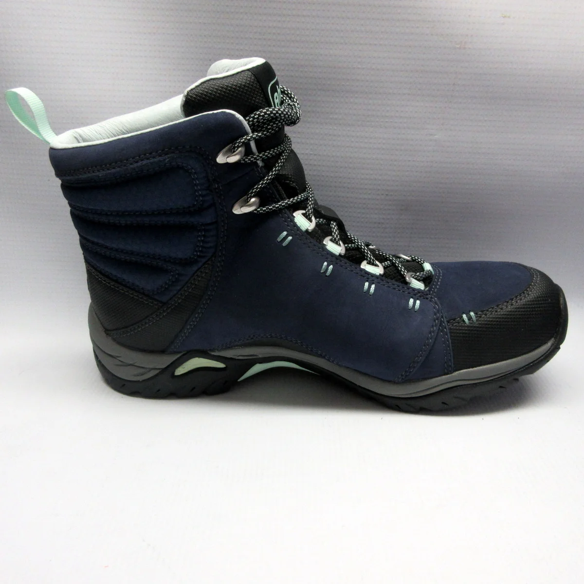 Women's Shoes by Brand — Cabaline