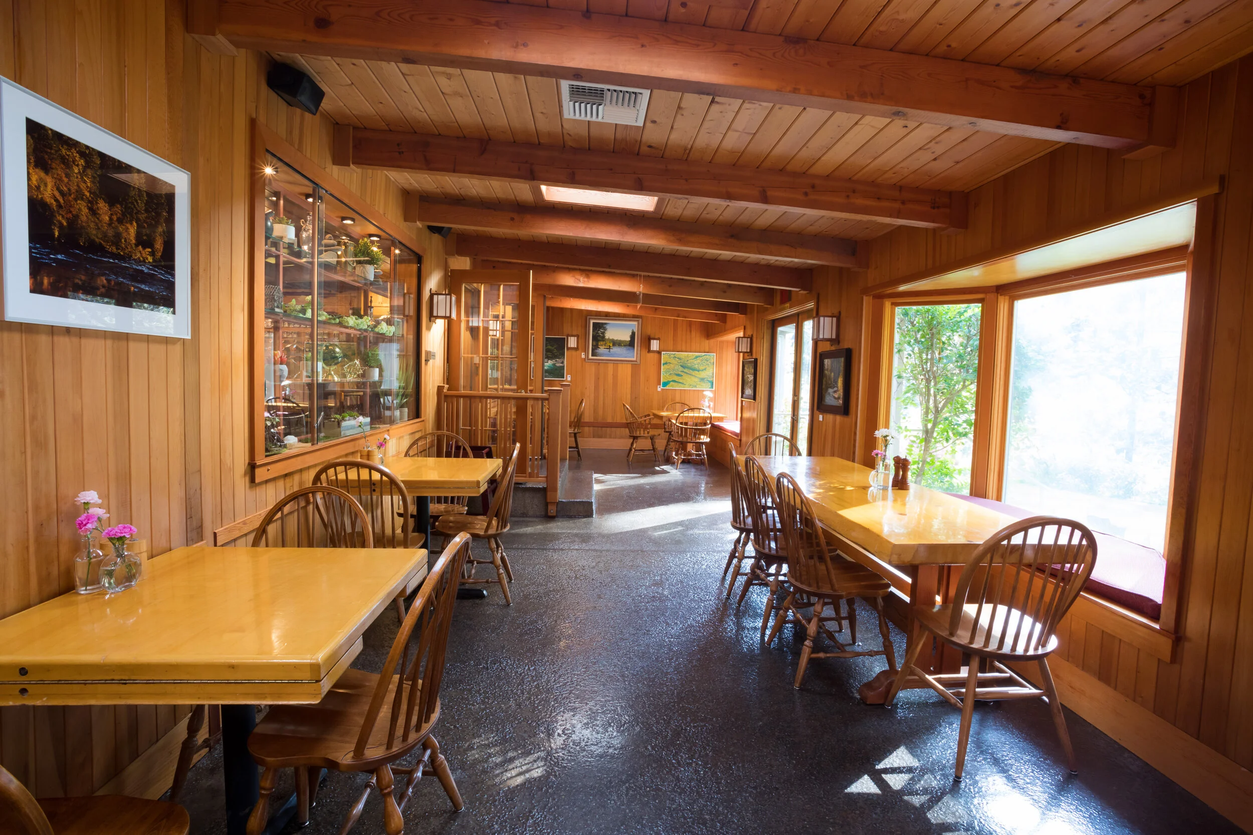 Photo Gallery — Steamboat Inn