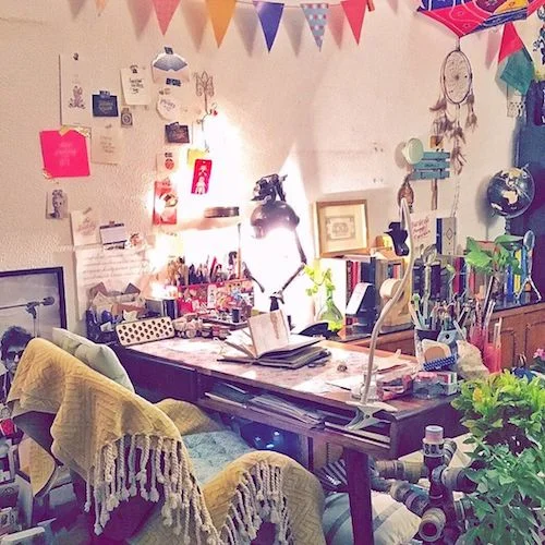 The Scratchy Nib: Calligraphy by Juhi Chitra