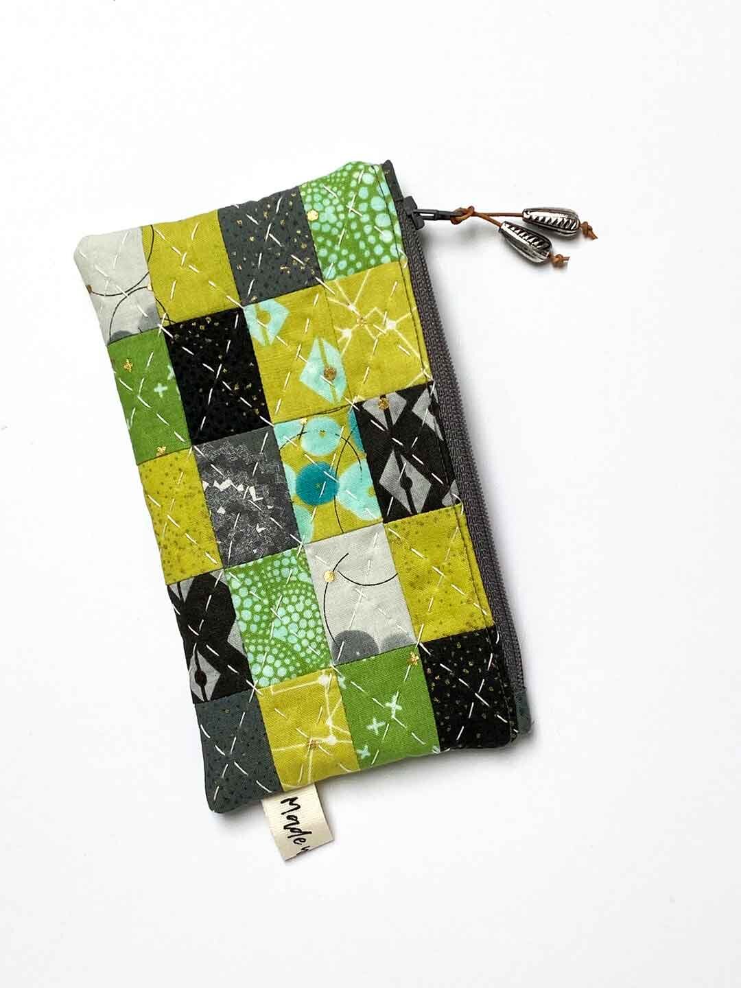 Free Patterns | Quick & Easy Tissue Pouch and Block 20, Moda Blockheads ...