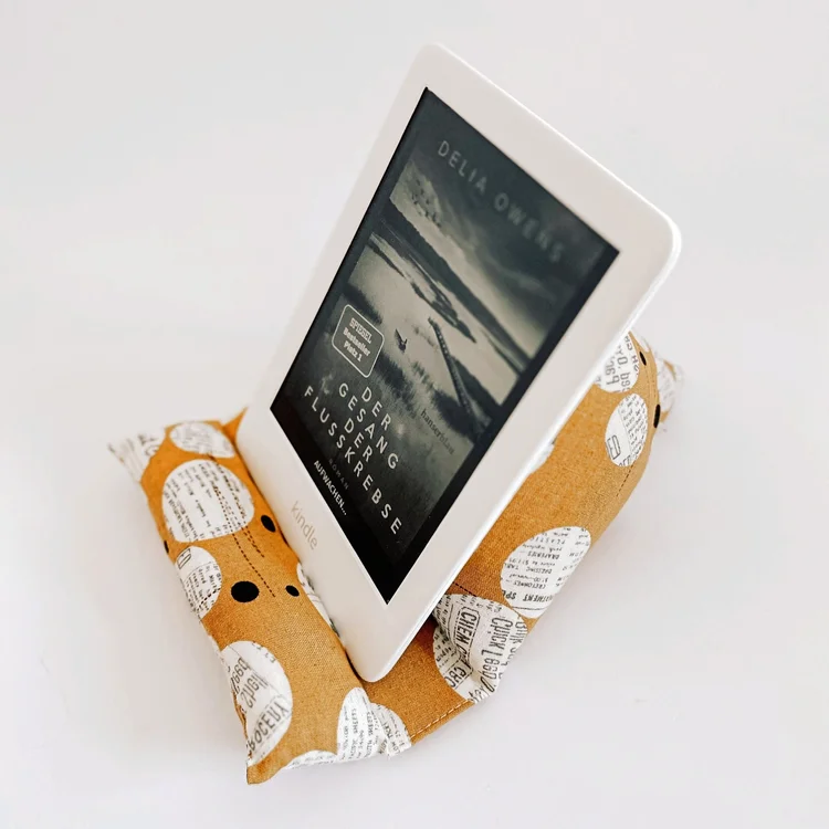 How to Sew a Kindle Holder - a Tutorial by Zen Chic