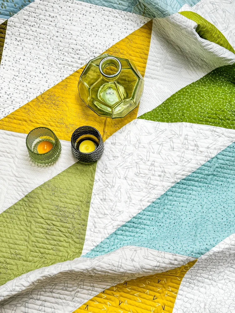 Create the COSMO Quilt with Zen Chic's Easy Tutorial