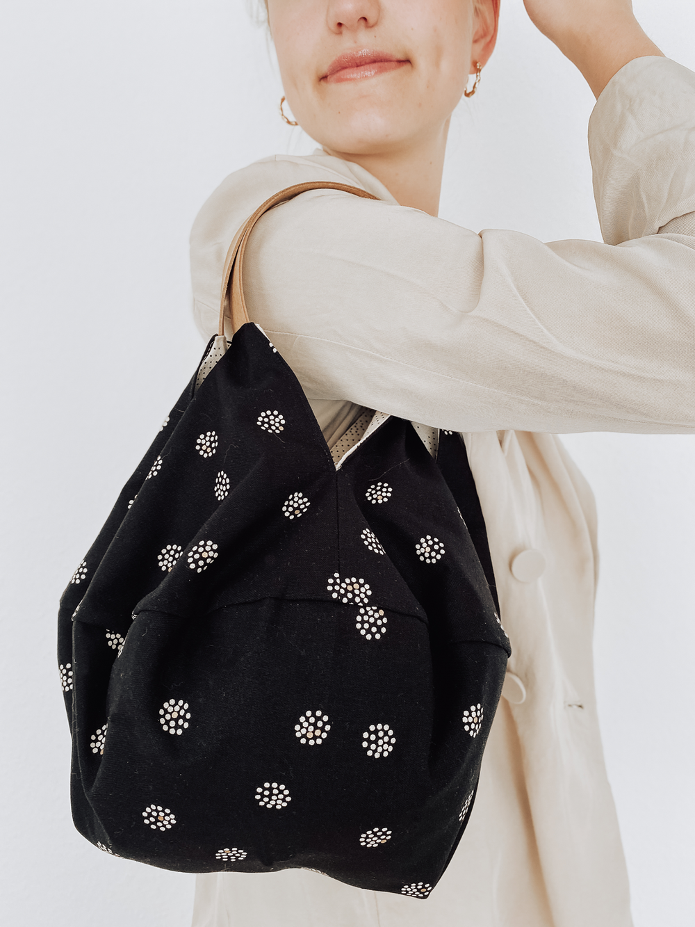 Small Hand Bag, Big Style: Sewing the ORIGAMI Bag Pattern with TTHINK ...