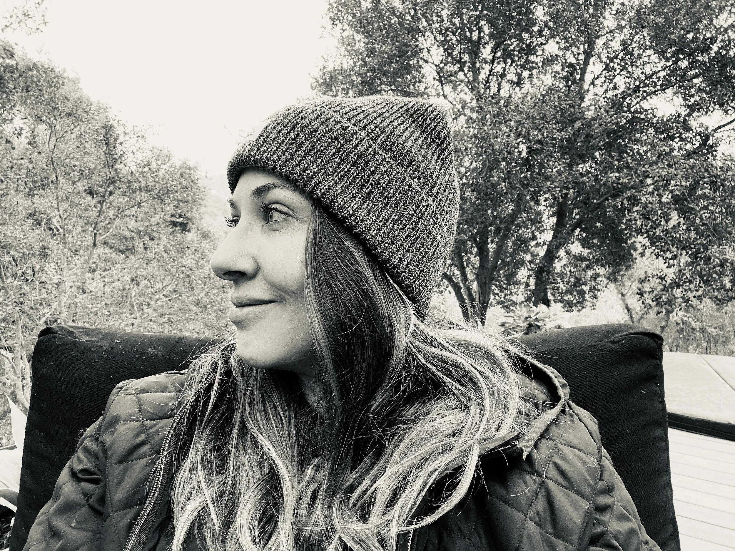 About — Lora Innes