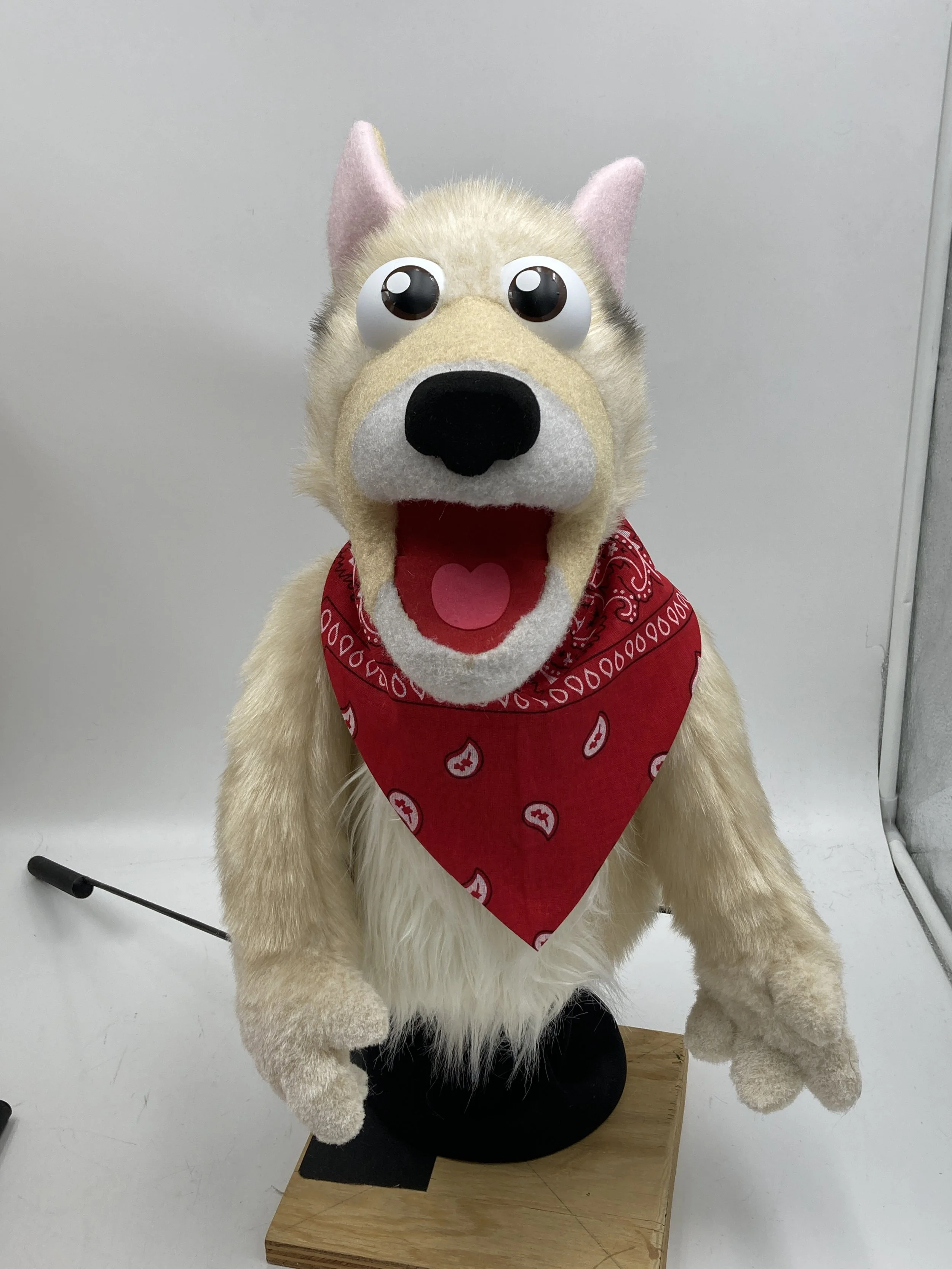 Custom Puppets — Swazzle