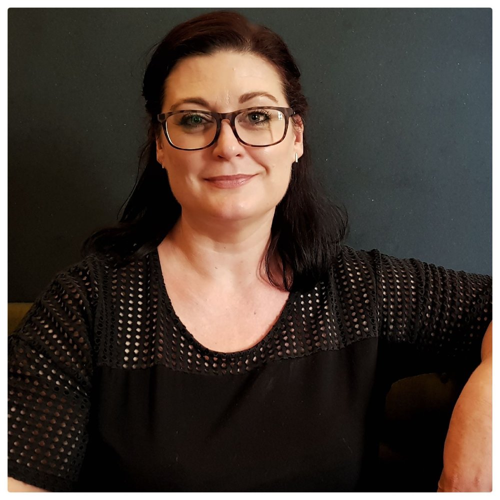 About — Kate Lightfoot