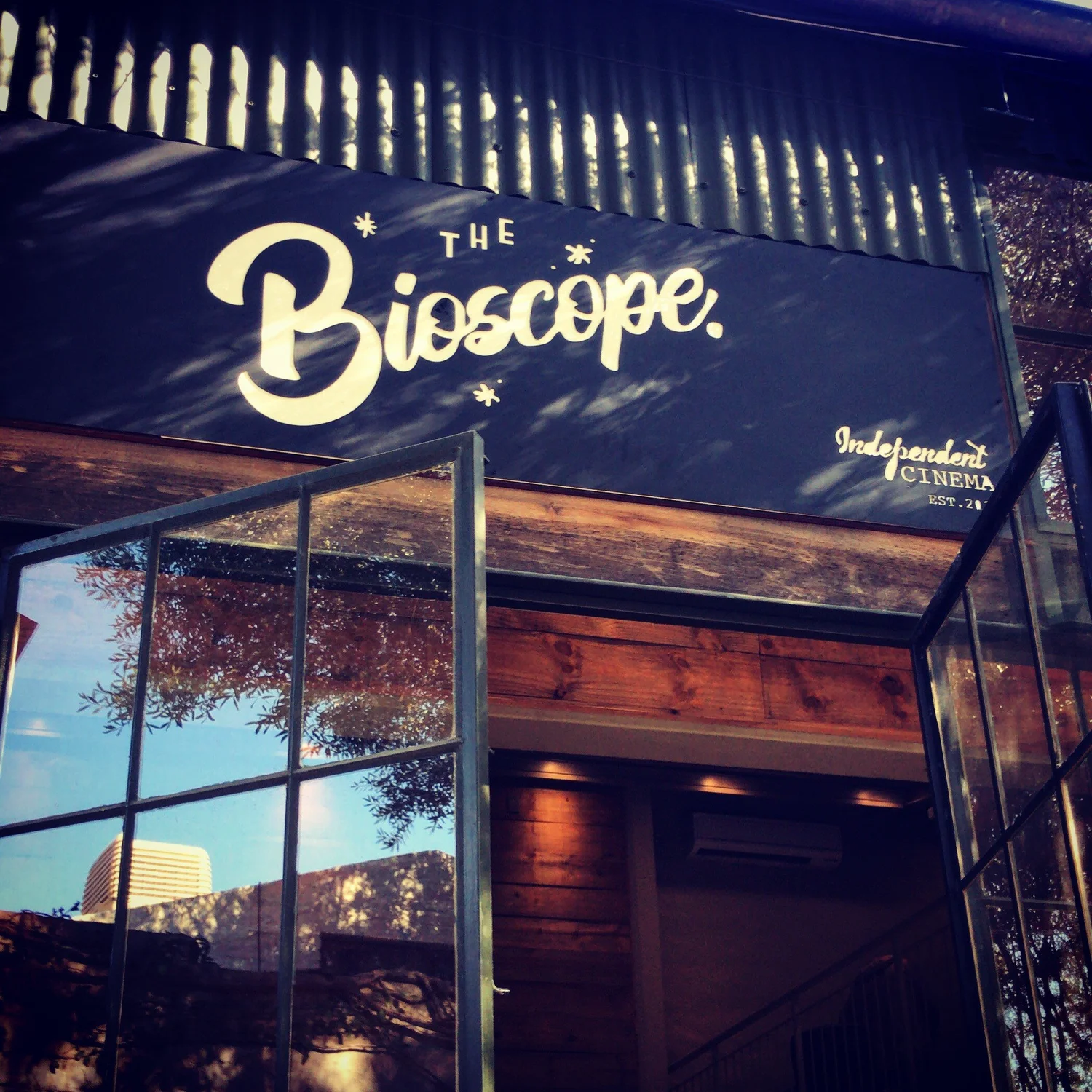 THE BIOSCOPE — 44 STANLEY