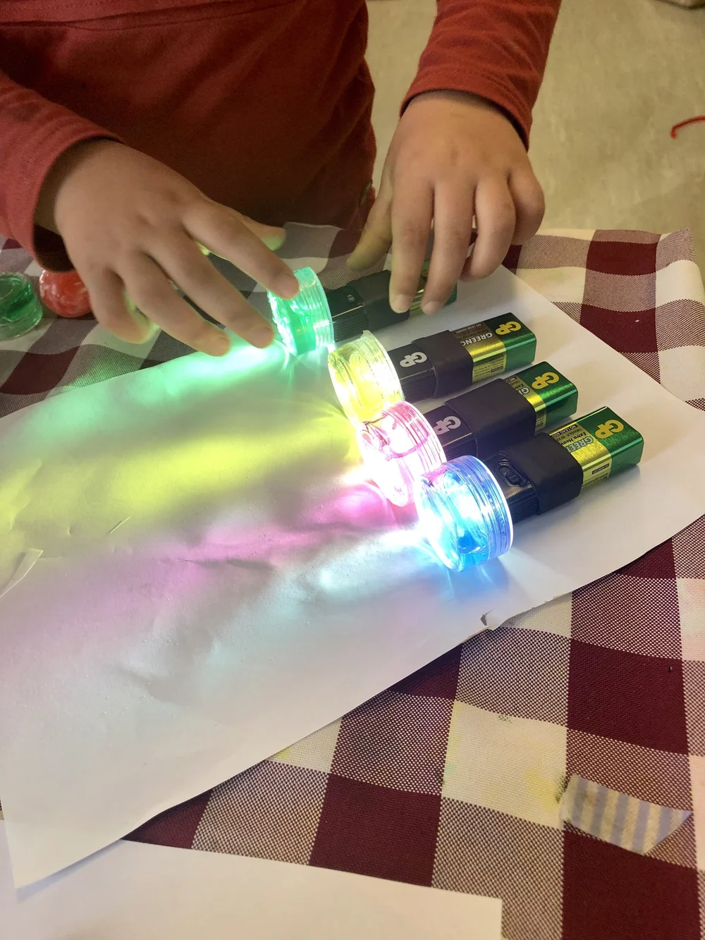 Sound and Light Science Incursion — Inquisitive Kids Science Incursions
