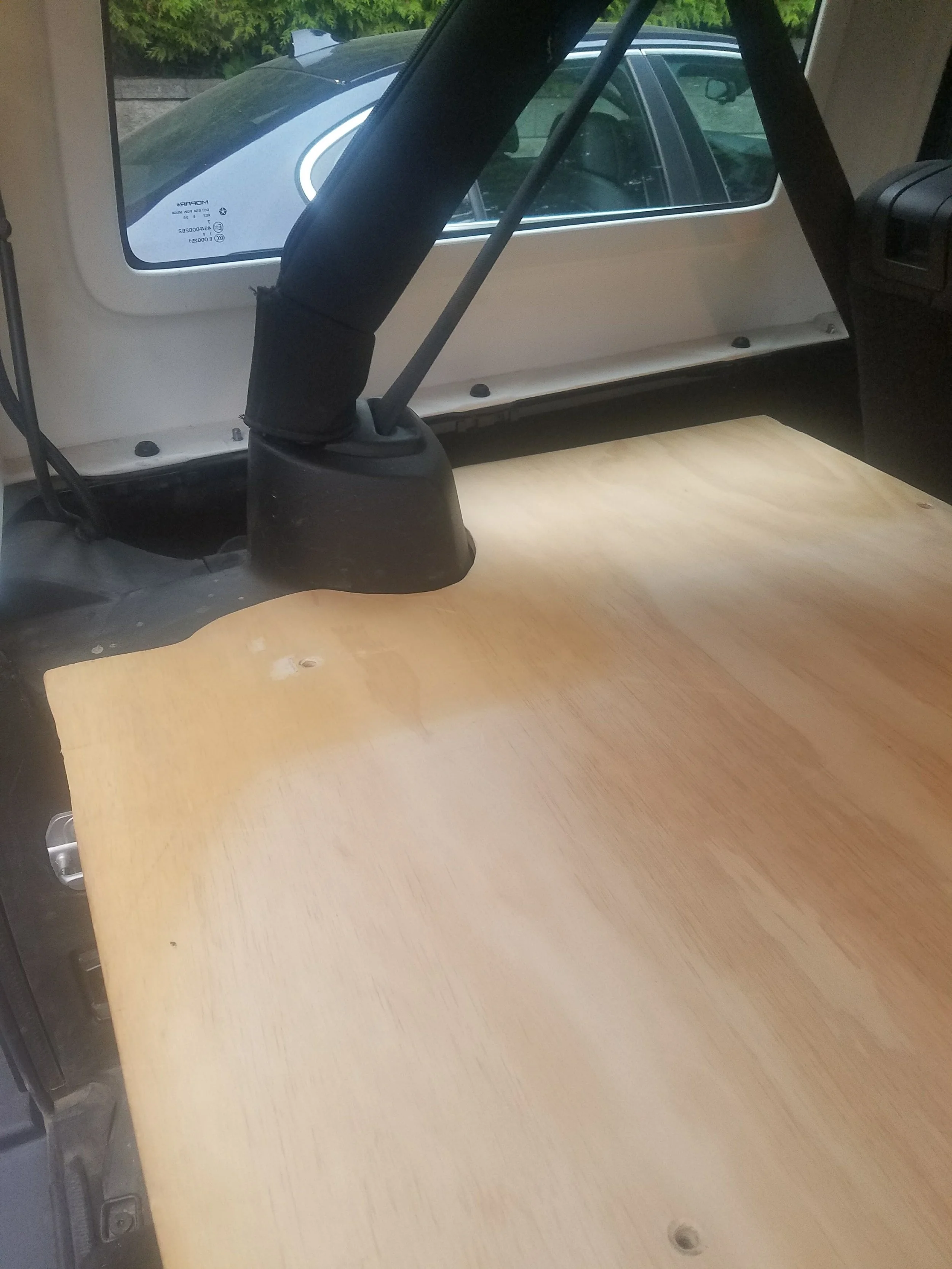 How to Build a Sleeping Platform in a Jeep Wrangler JKU — Adventures Kotli