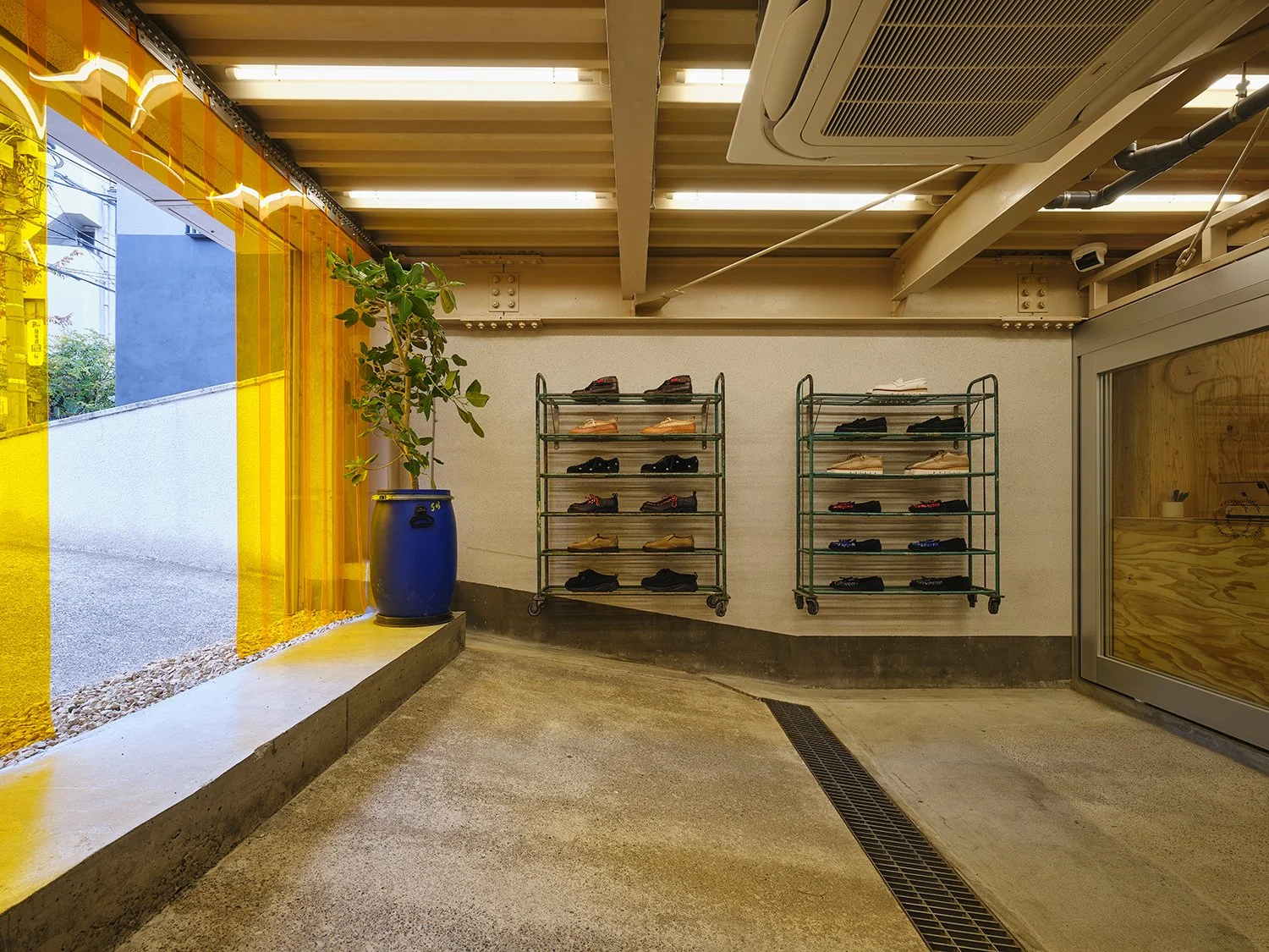Hender Scheme Opens its First Physical 'Circulation' Store in Tokyo — eye_C