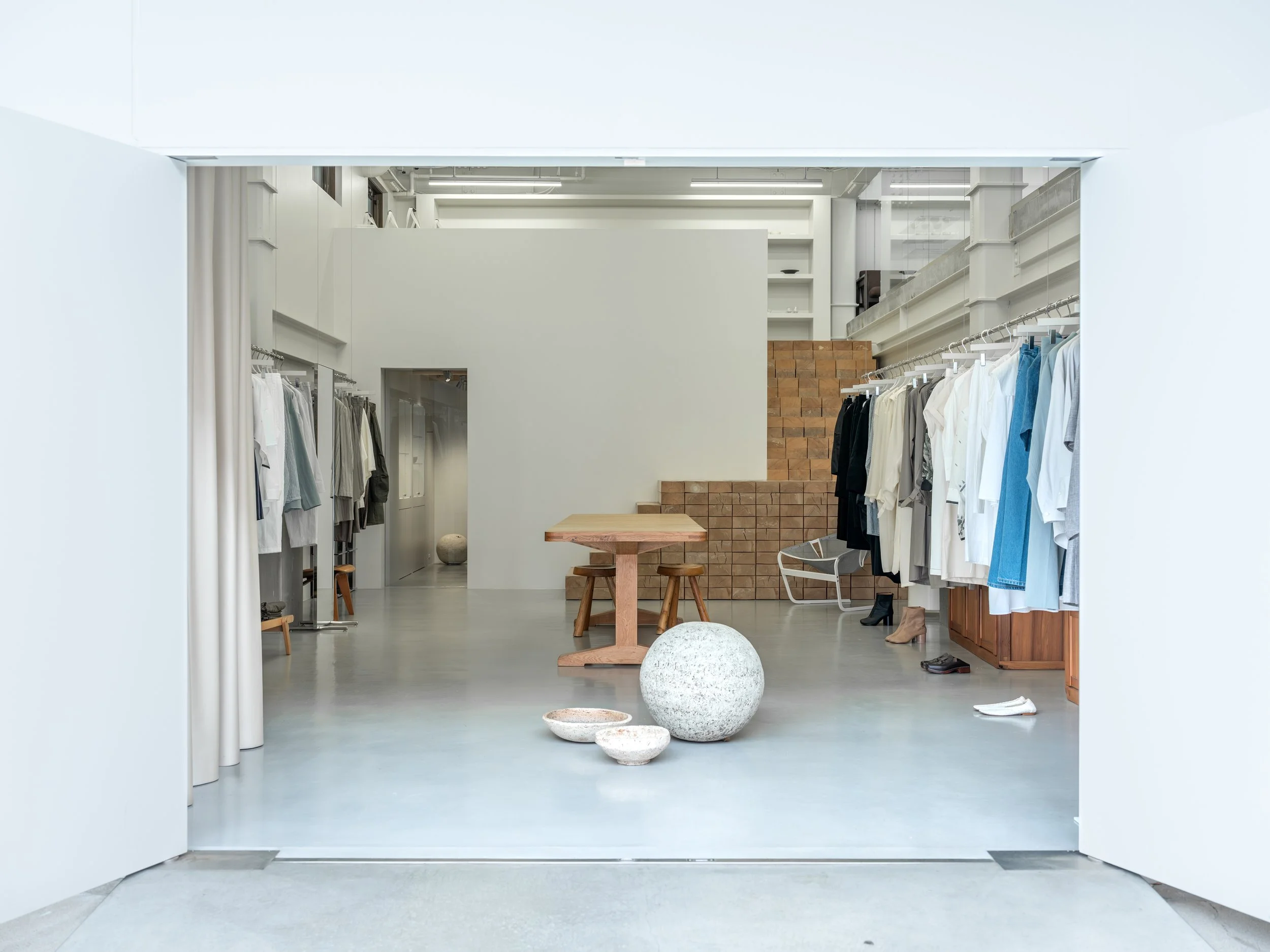 FEATURE | FAAR Tokyo — eye_C