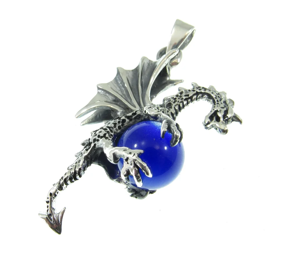Blue Eyed Silver Dragon