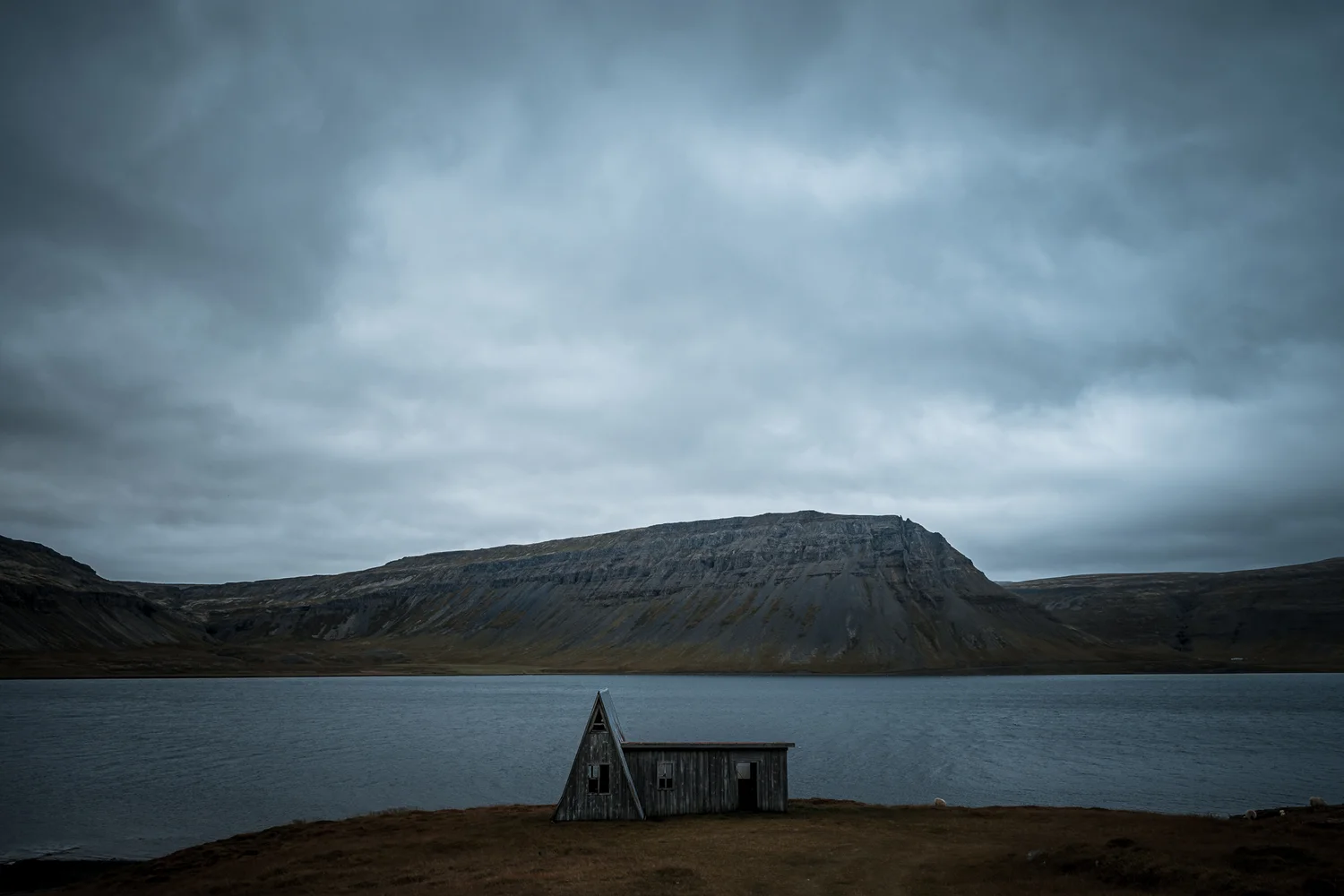 Another waterfall in Iceland "Foss" — Dedication Photography