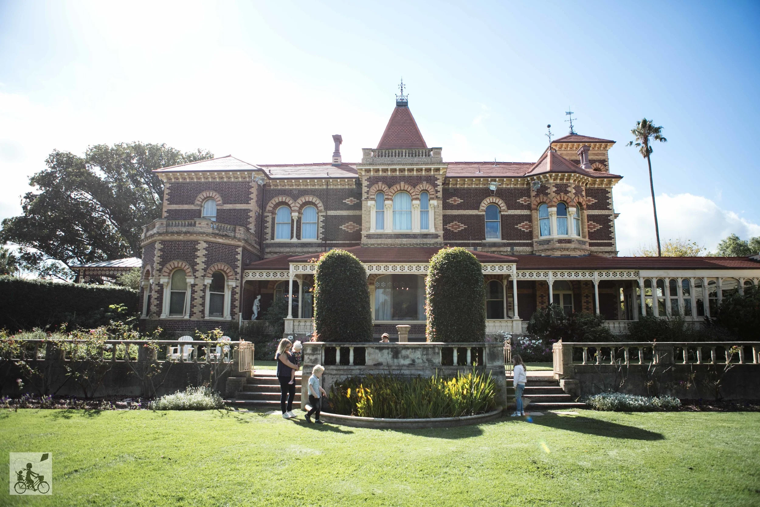 ripponlea gardens and estate, ripponlea — mamma knows south