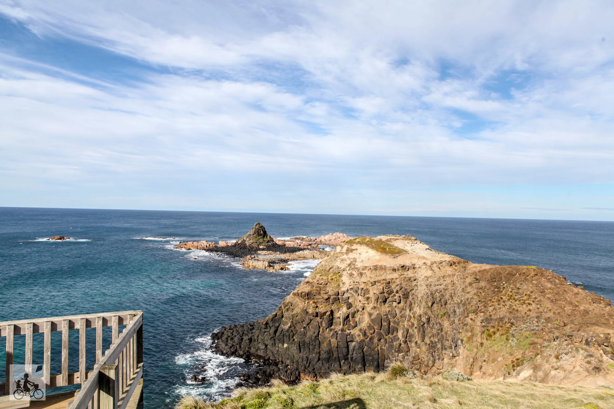pyramid rock, phillip island — mamma knows south