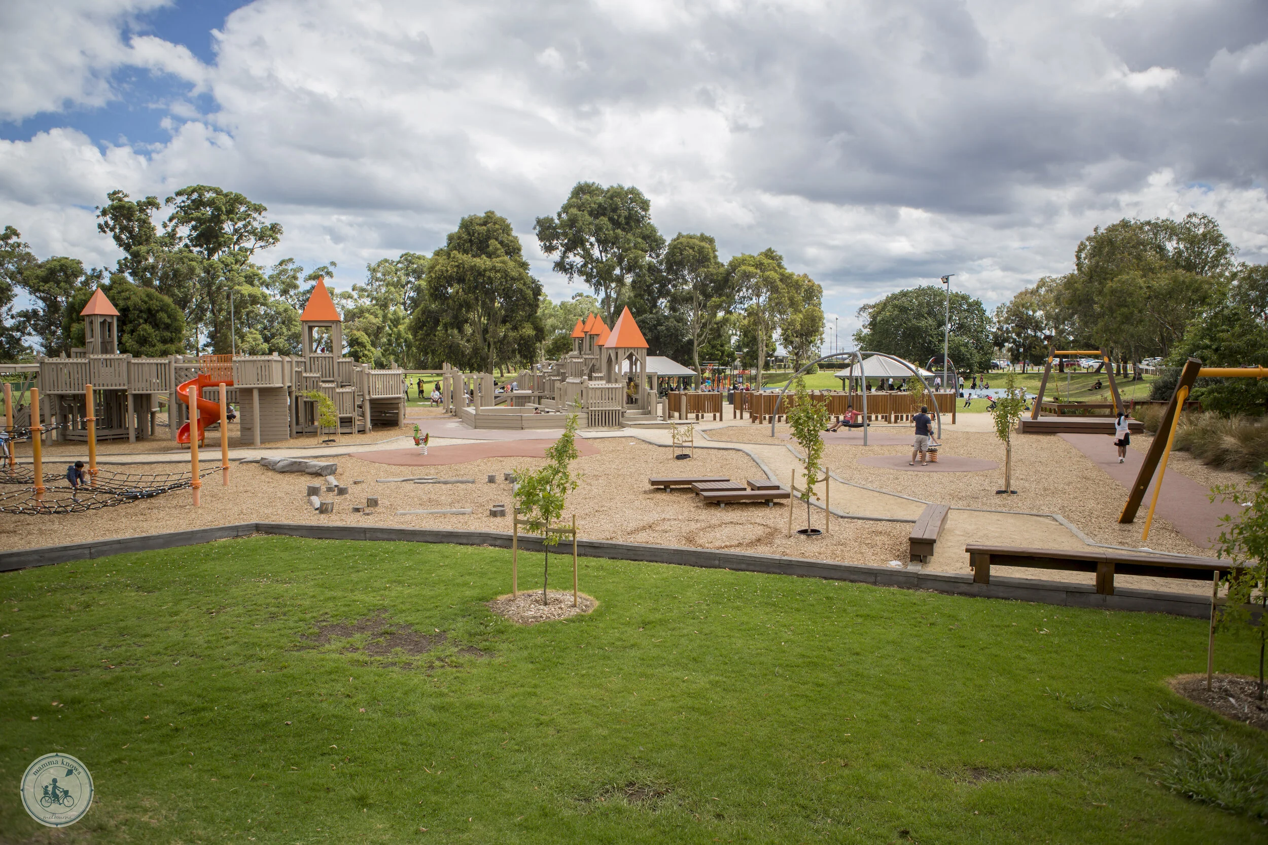 burden park, springvale — mamma knows south