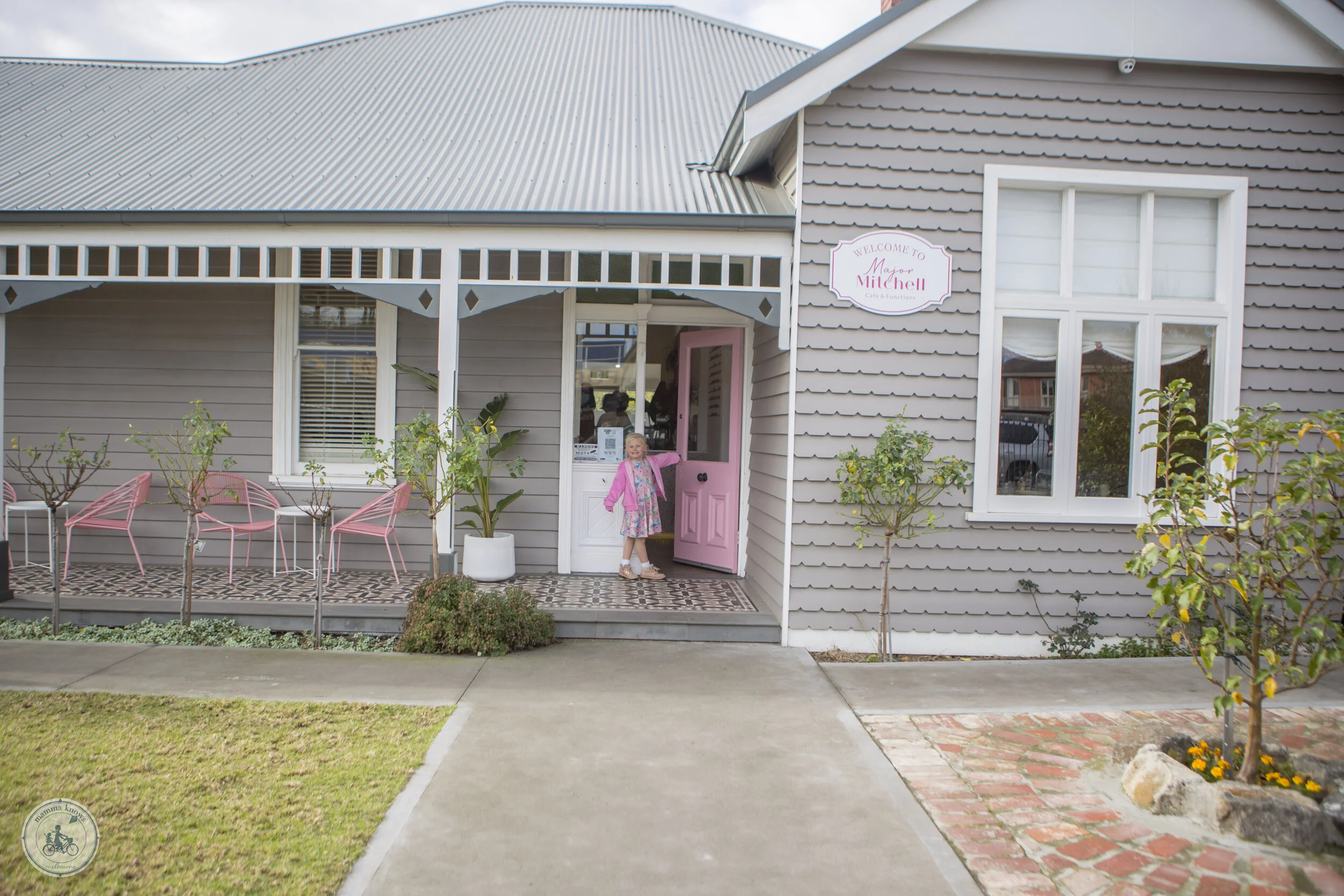 Major Mitchell, Carnegie — mamma knows south