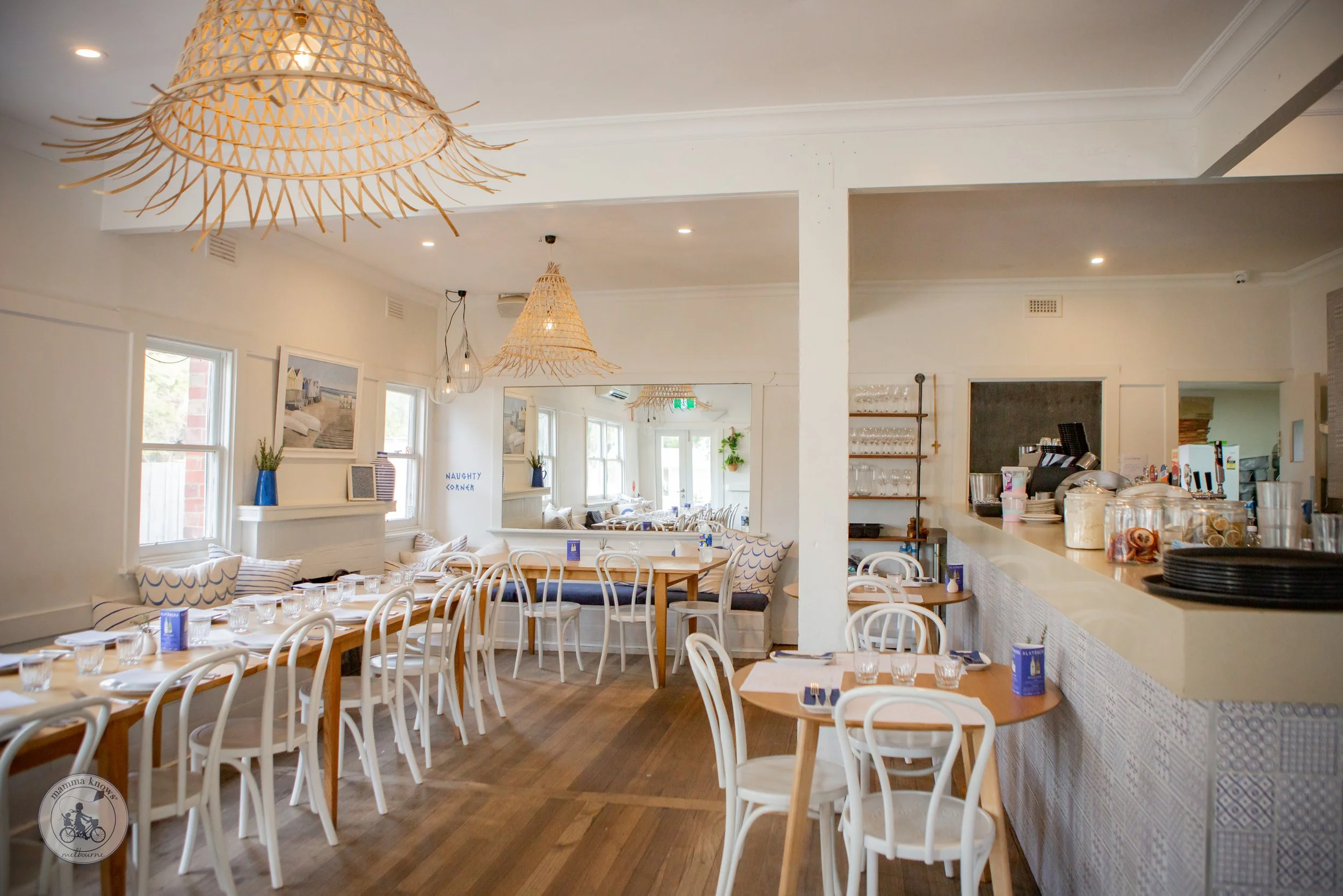 Alatonero, McCrae — mamma knows south