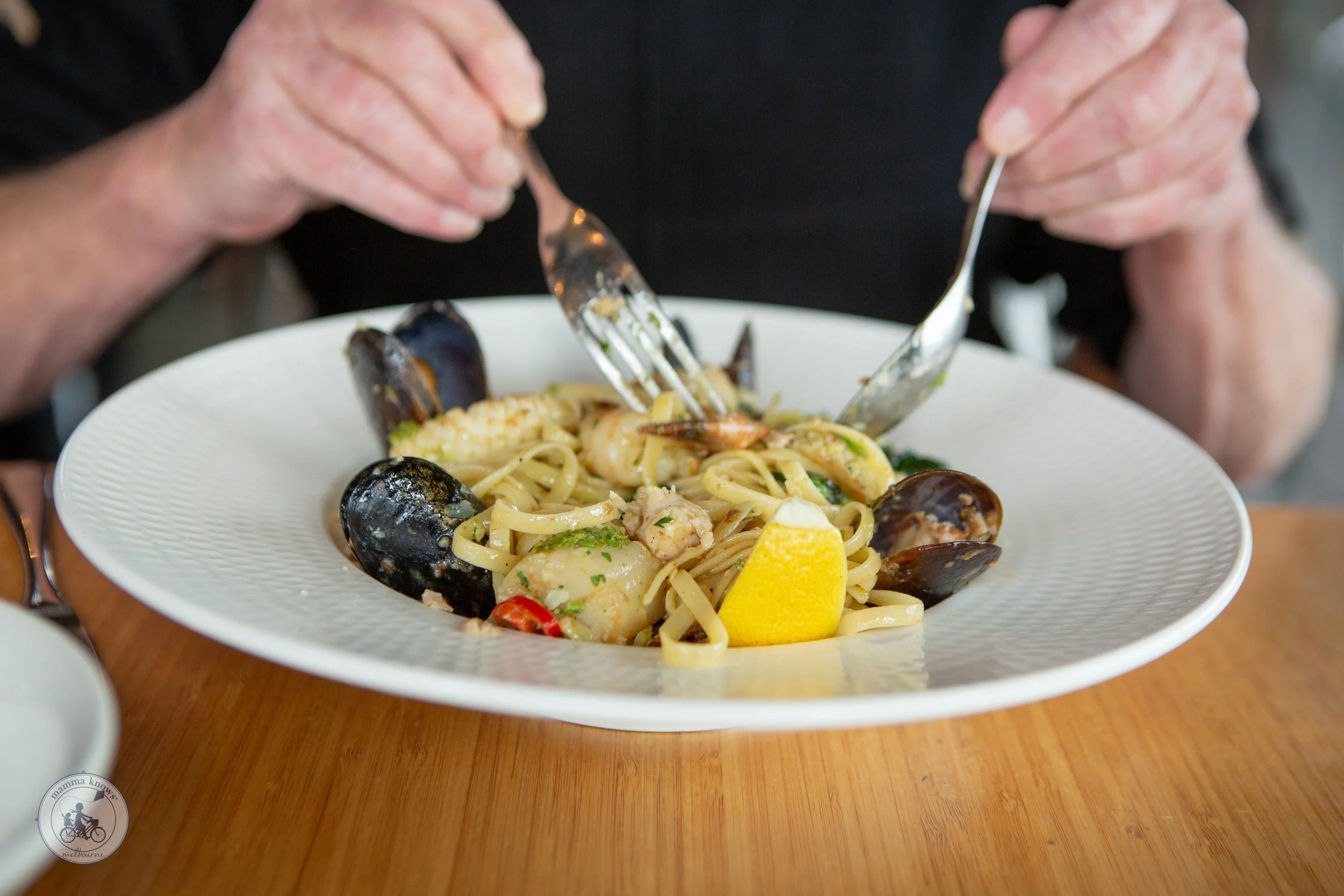 Crackerjack Beachfront Restaurant, Seaford — mamma knows south